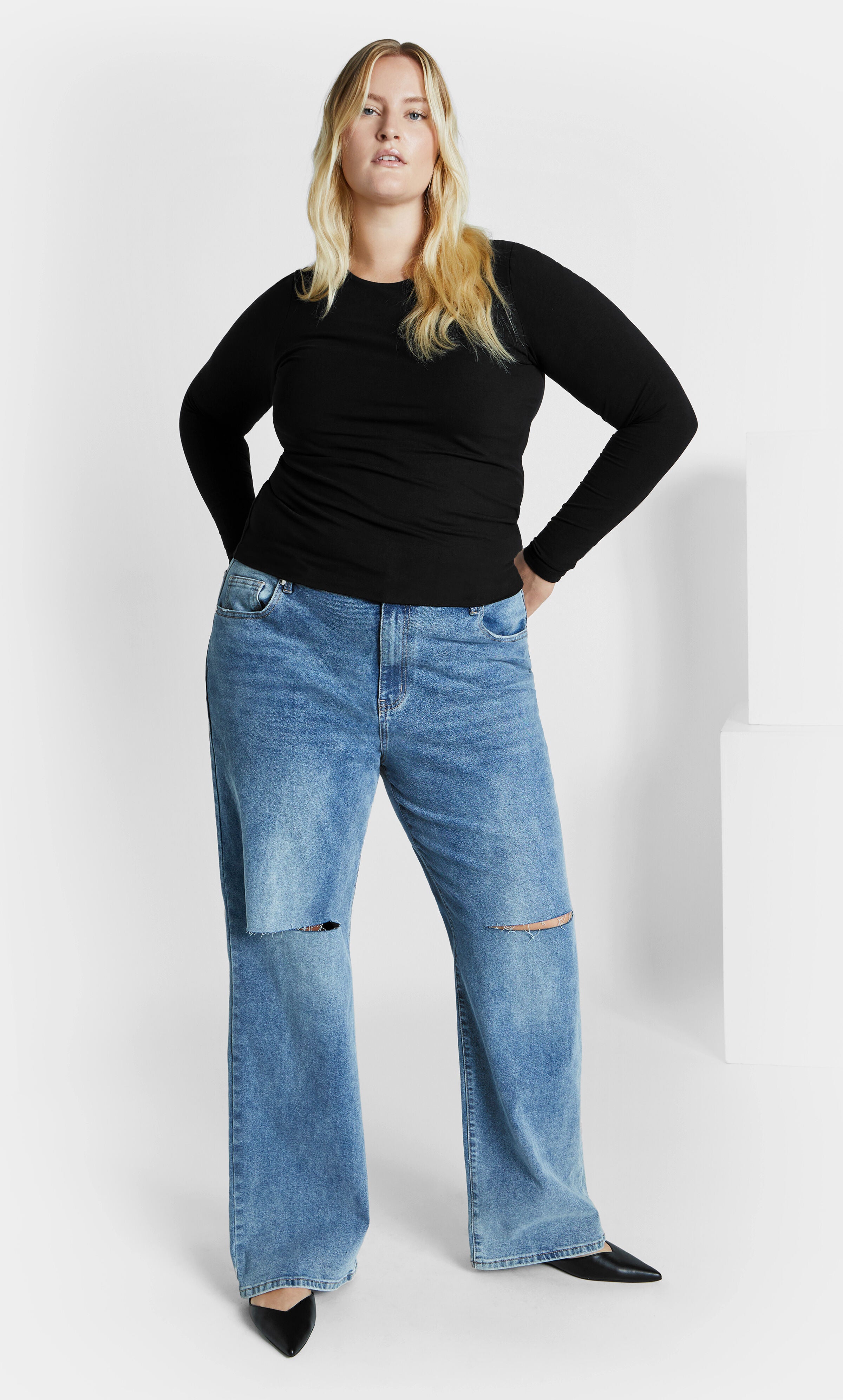 Noa Top - black | Avenue