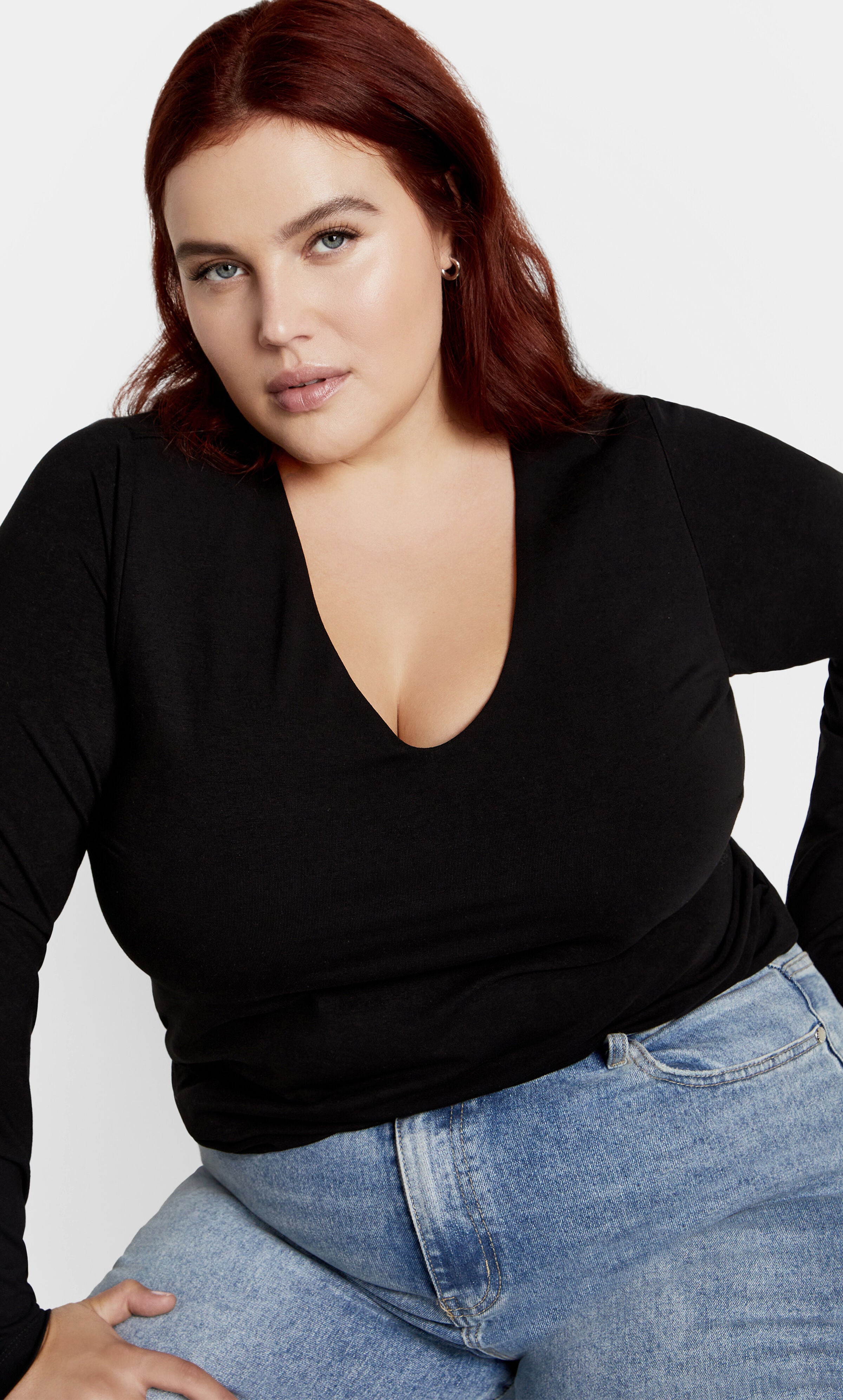 Annie V Top - black | Avenue