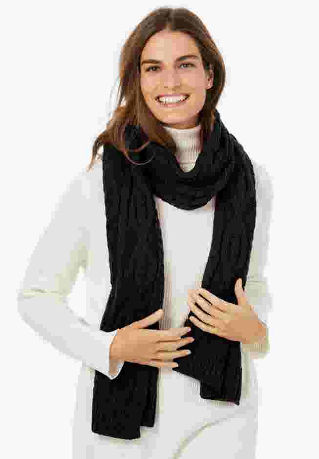 Cable Knit Scarf | Avenue